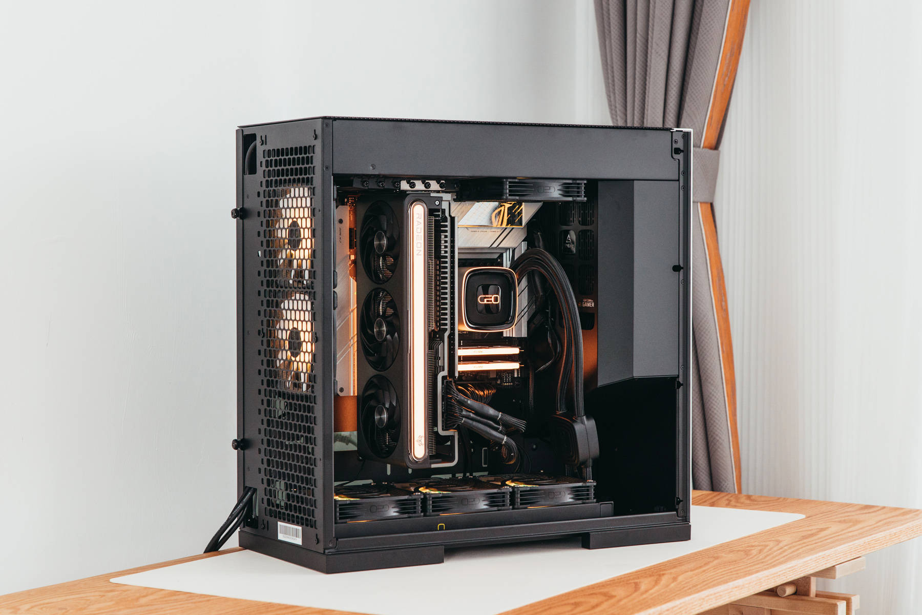 错位竞争，力战4080，蓝宝石7900XT/XTX 超白金首发评测_Radeon_游戏_接口