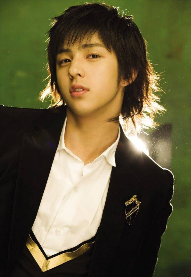 Super Junior15周年快乐！13位成员现况曝光，厉旭有已经认爱啦！_韩庚_图片_来源