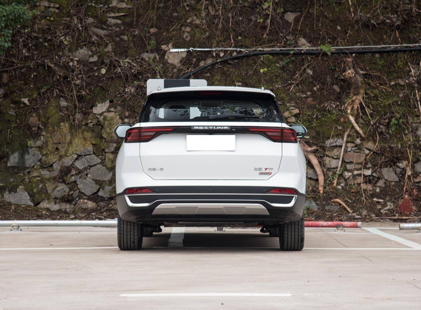 2023款奔腾T77将上市，外观很时尚动感，换新车标，搭载1.5T动力_搜狐汽车_搜狐网