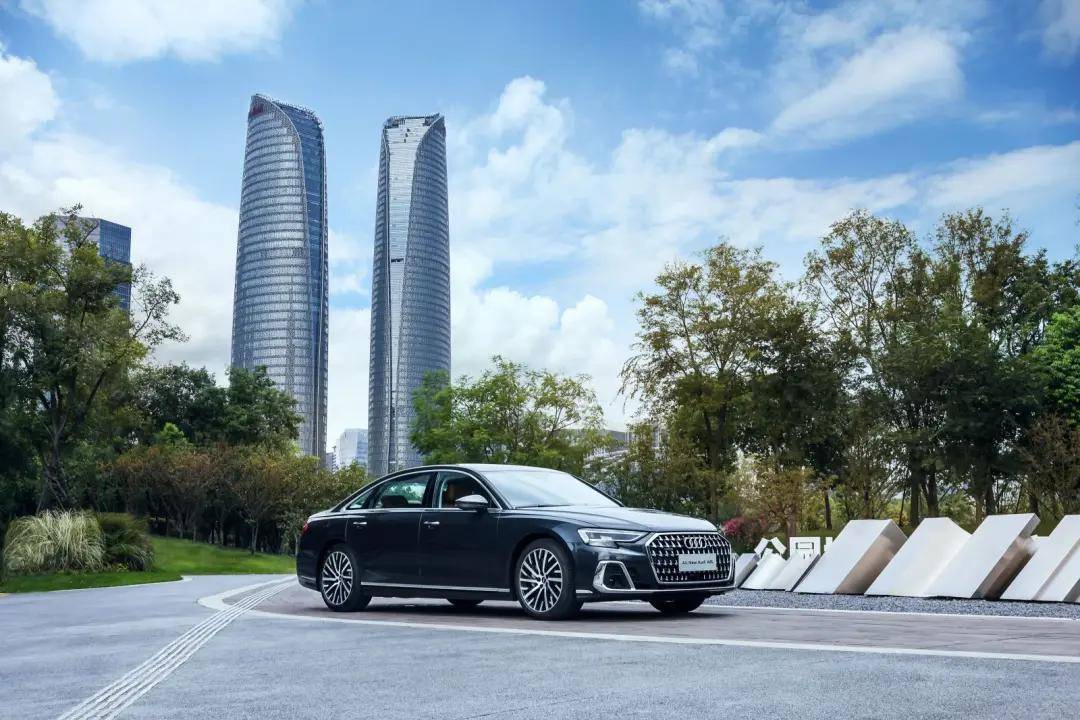 【e汽车】全新奥迪A8L：以旗舰之名，重塑豪华_搜狐汽车_搜狐网