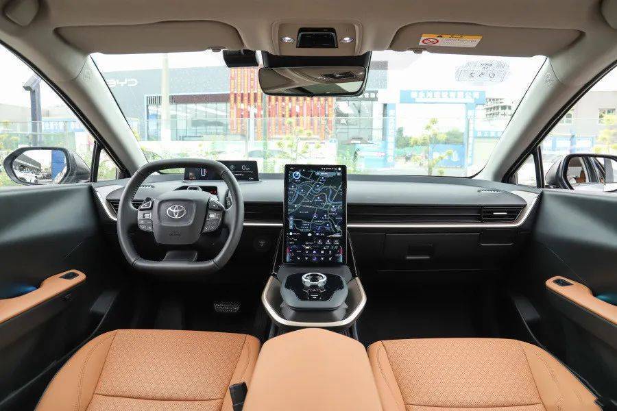 合资纯电中型轿车新选择 一汽丰田bZ3预售18.98万元起_搜狐汽车_搜狐网