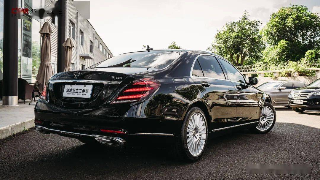 豪华D级轿车，开上它想低调都难，仅60多万，太值了！【奔驰S级 S320L 臻藏版】_搜狐汽车_搜狐网