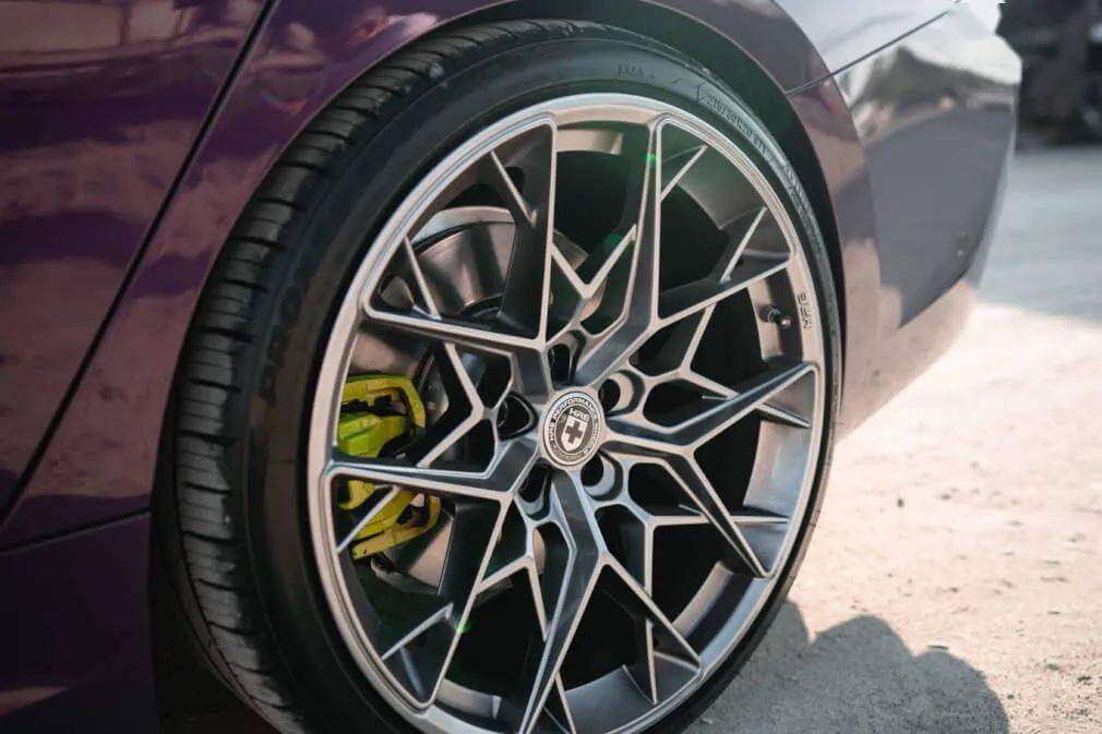 HRE FF10混锻轮圈，独特的奢华元素全都具备 | 酷乐汽车_搜狐汽车_搜狐网
