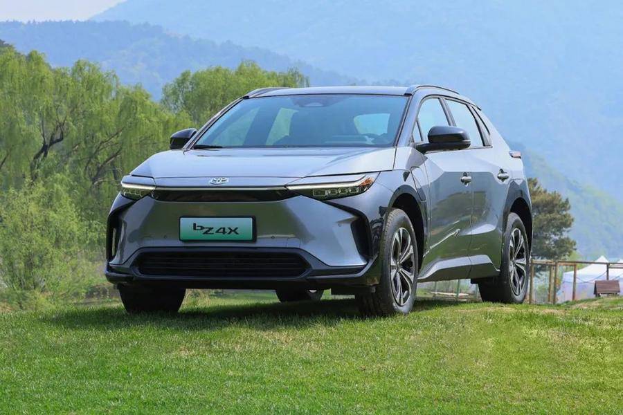 19.98万起标配领先科技，广汽丰田bZ4X全国到店上市_搜狐汽车_搜狐网