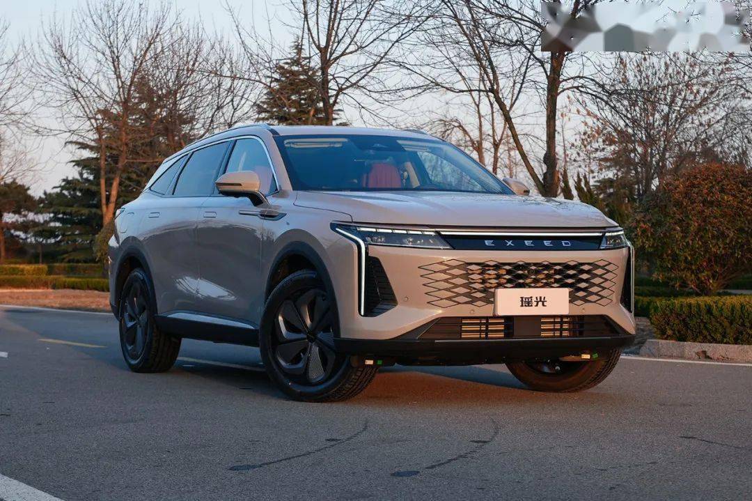 17万起，配曲面双联屏，又一国产中型SUV刚刚亮相，目测要火！_搜狐汽车_搜狐网