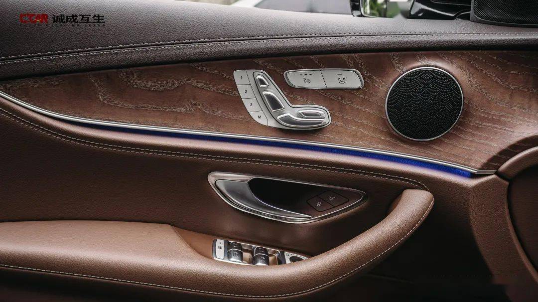 (最新到店)豪华C级车，喜欢就带它“E”起回家，仅40来万！【奔驰E级 改款 E300L 时尚型】_搜狐汽车_搜狐网