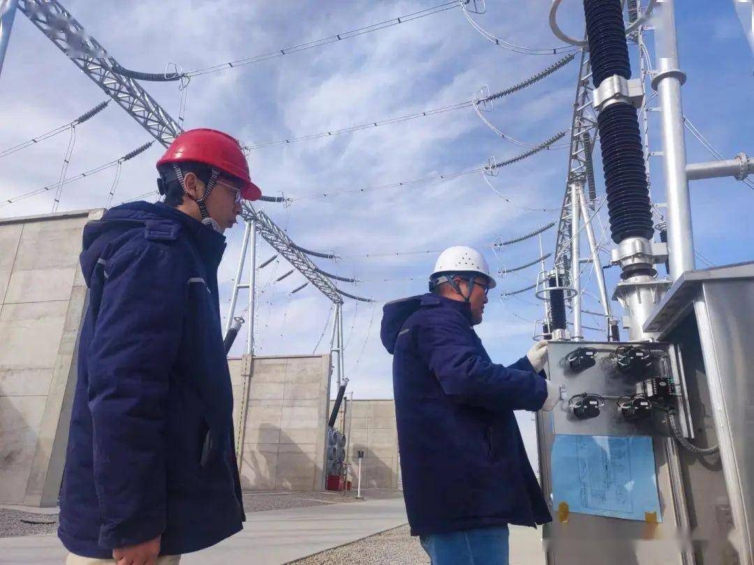 金塔县：光电产业“点亮”绿色发展之路_建设_项目_新能源