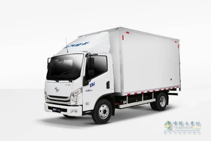 节能技术加持 上汽轻卡超越EC300斩获第八届发现信赖大奖！_搜狐汽车_搜狐网