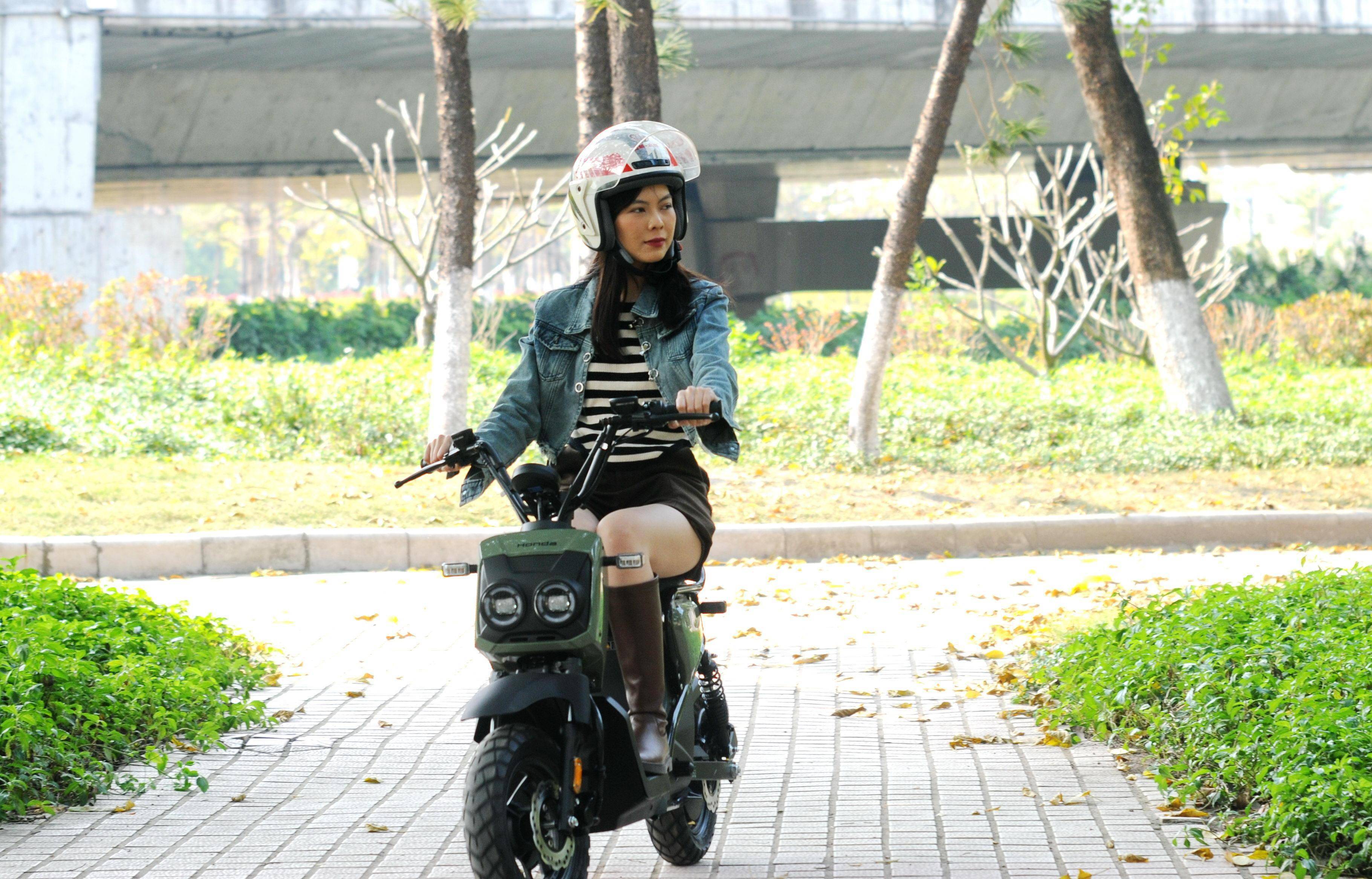 实拍 两轮大全：五羊-本田 Zoomer e：电动车_搜狐汽车_搜狐网