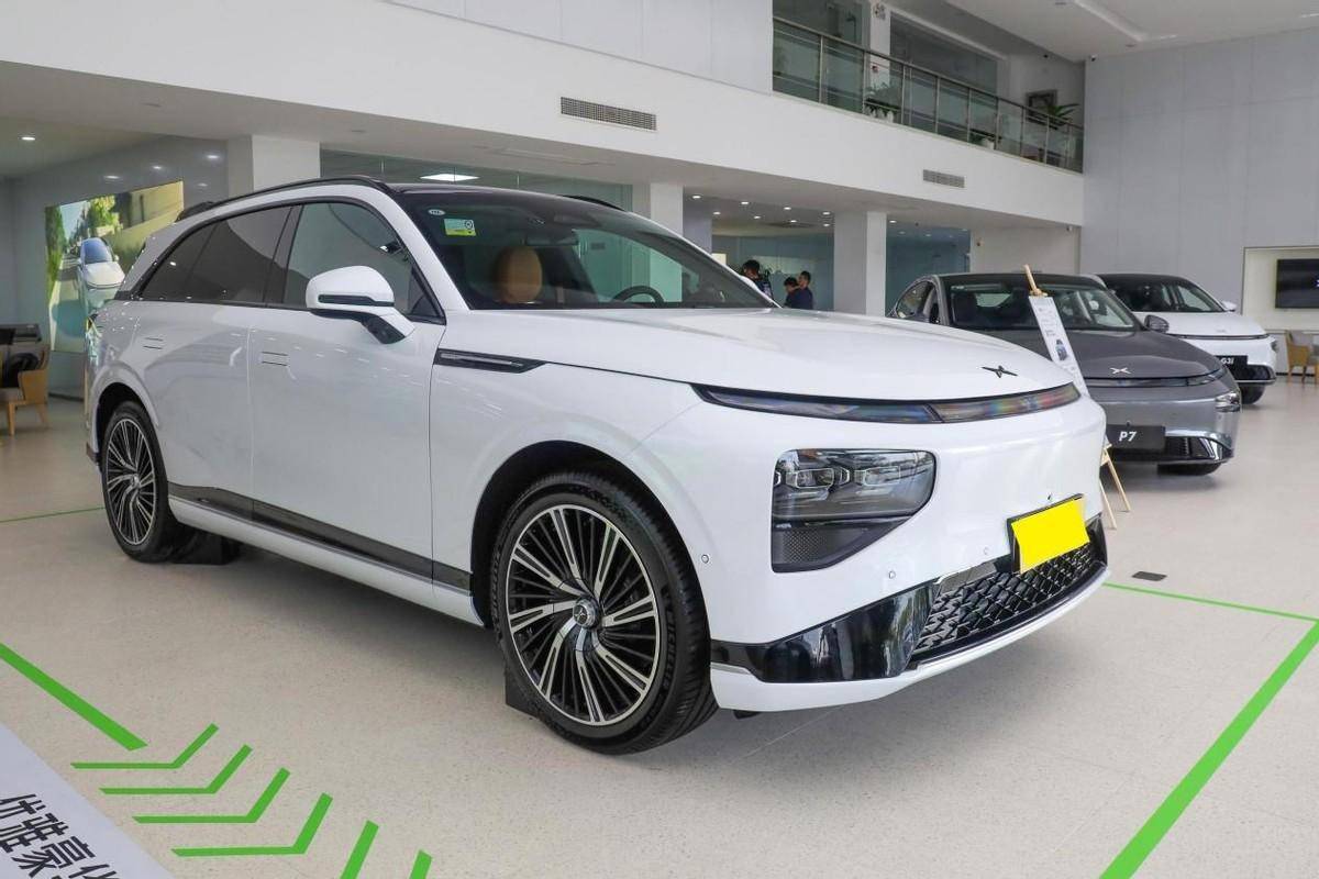 同为新能源大五座SUV，理想L7和小鹏G9，日常代步谁更合适？_搜狐汽车_搜狐网