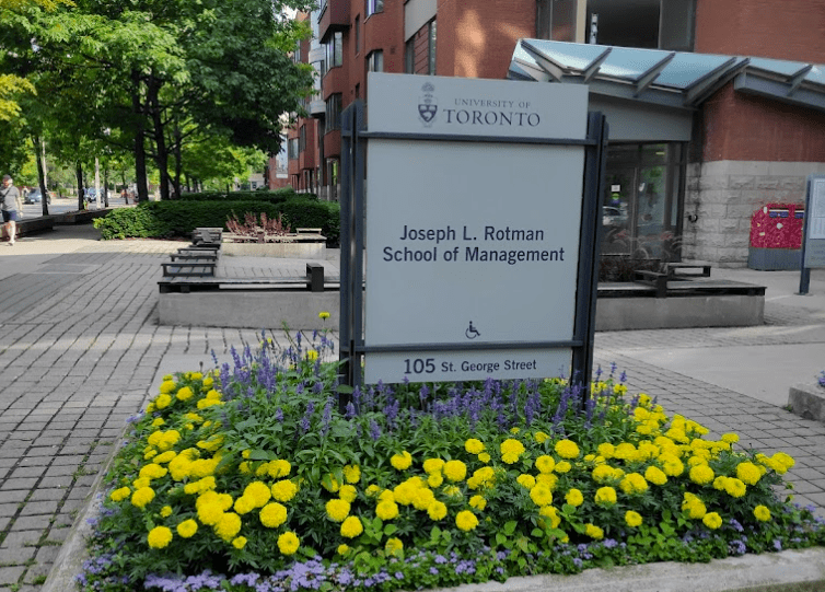 UT跌落神坛？留学生哭了：一年花7万学费，就买了个响亮名声！_Rotman_工作_毕业