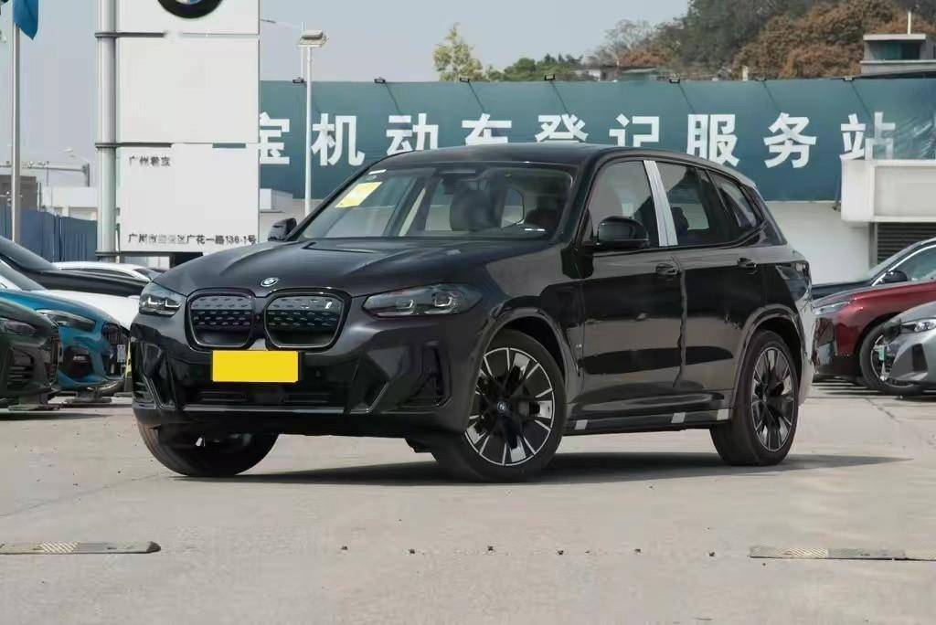 解读2023款宝马iX3，轴距2864mm，纯电续航550km，值得考虑吗？_搜狐汽车_搜狐网