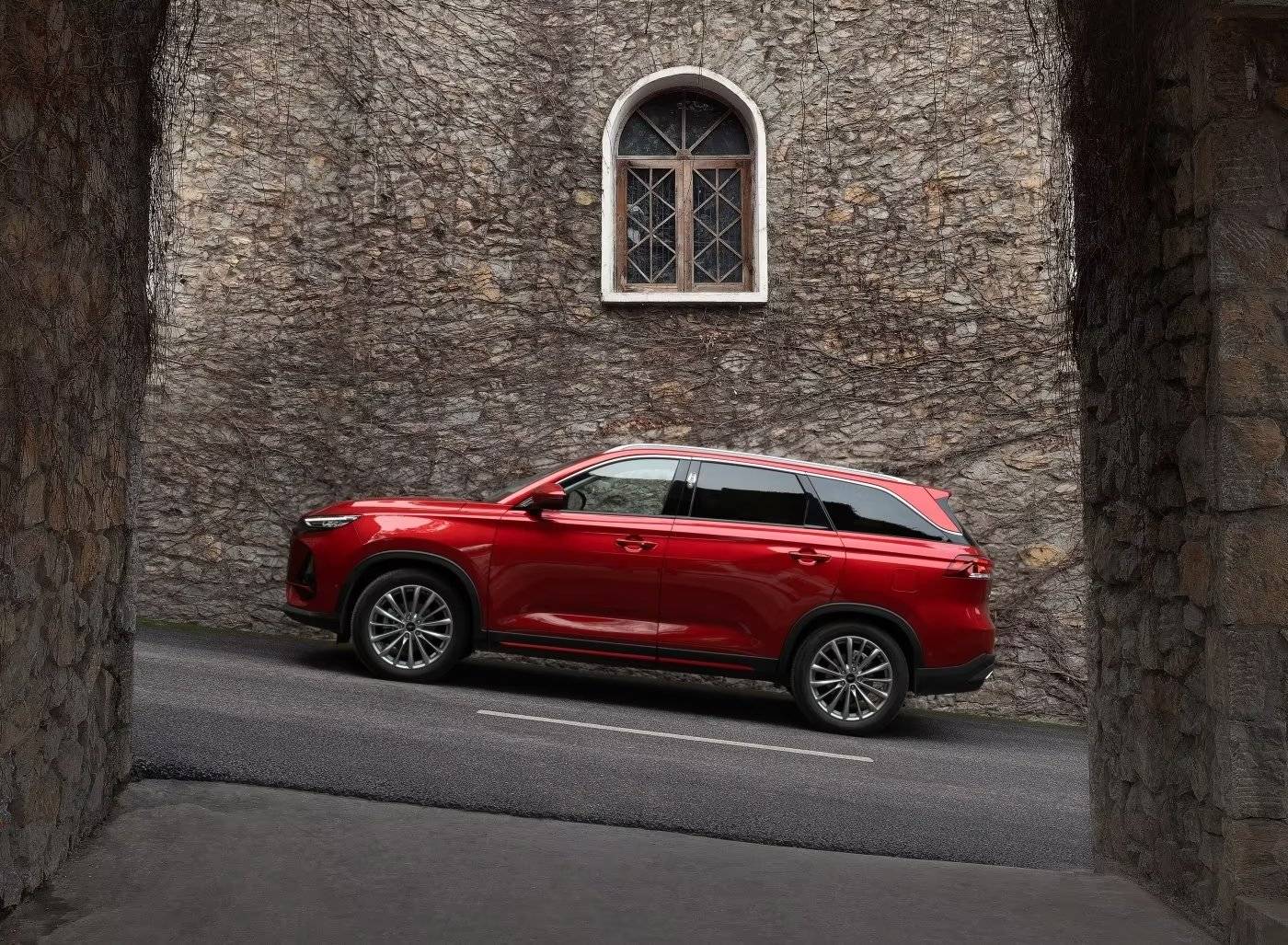 欧尚x7plus和cs75哪个更值得买，内行人来说说，欧尚X7车友群（738期）_搜狐汽车_搜狐网