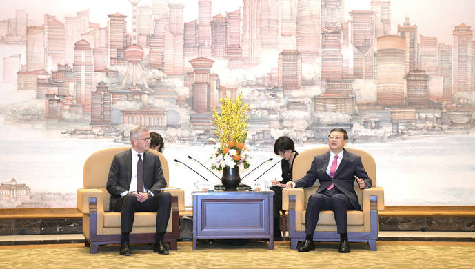 陈吉宁会见丹麦马士基集团首席执行官柯文胜，就国际航运中心建设达成这些共识发展上海市场化
