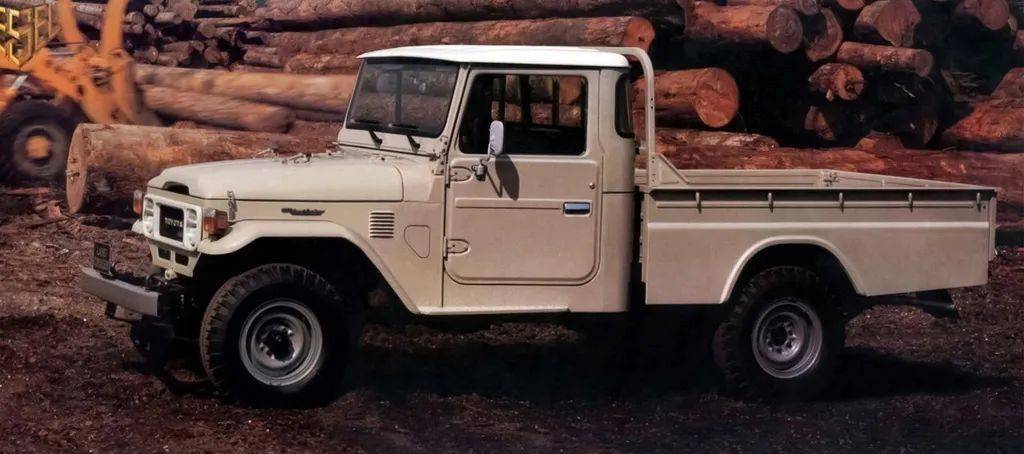 能上山下海，还能带点货，京商1/18丰田LC40 Pickup模型试玩_搜狐汽车_搜狐网