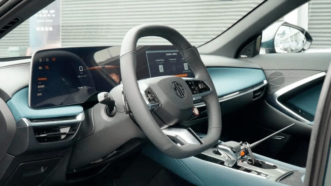 2.0T+9AT，261马力，近4.9米，33寸大屏，12万起，这么买最划算_搜狐汽车_搜狐网