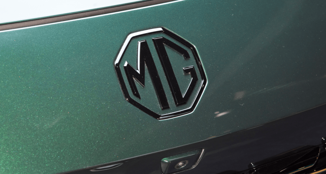 价格是真够便宜的！名爵MG7售11.98万起，这次能爆了吗？_搜狐汽车_搜狐网