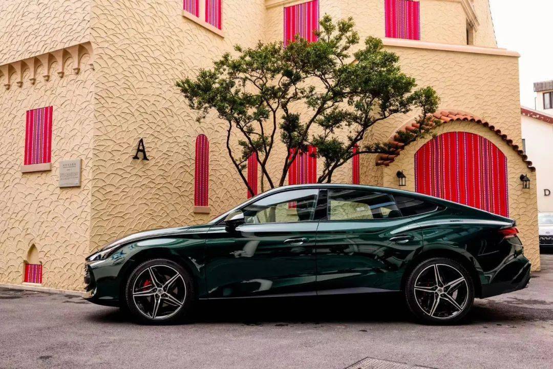 上海车展MG携强大产品阵容MG7、MG MULAN、MG Cyberster亮相！_搜狐汽车_搜狐网