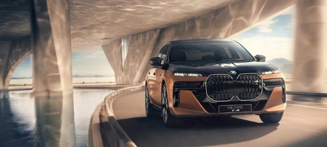 宝马X1上的iD9操作系统亮点在哪里？iD6-iD9宝马车机四世同堂_搜狐汽车_搜狐网