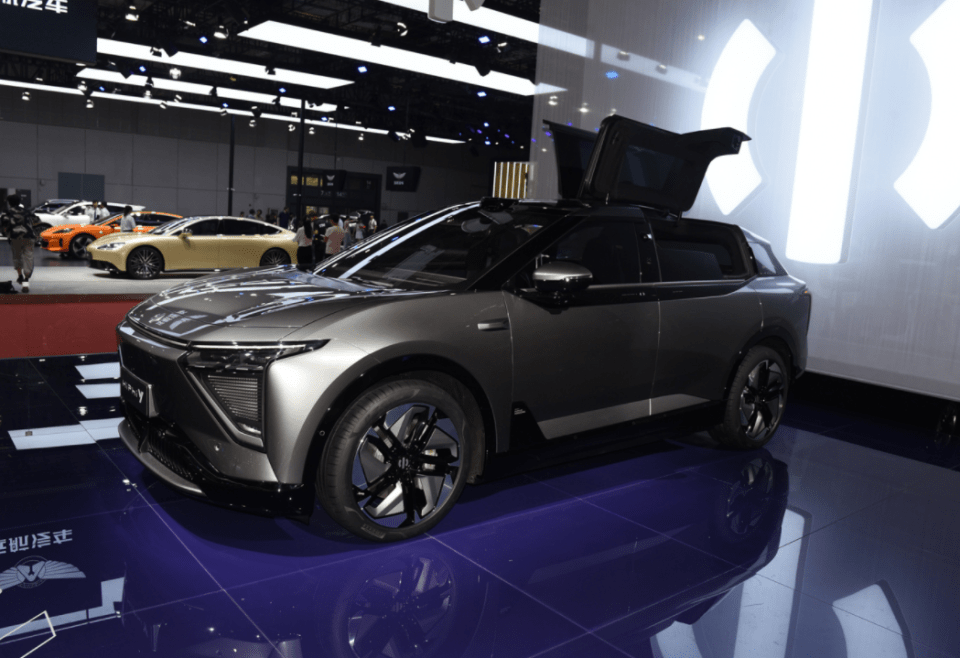 高合终于懂国人，中大型新车续航超800KM，HiPhi Y要替代Model Y_搜狐汽车_搜狐网