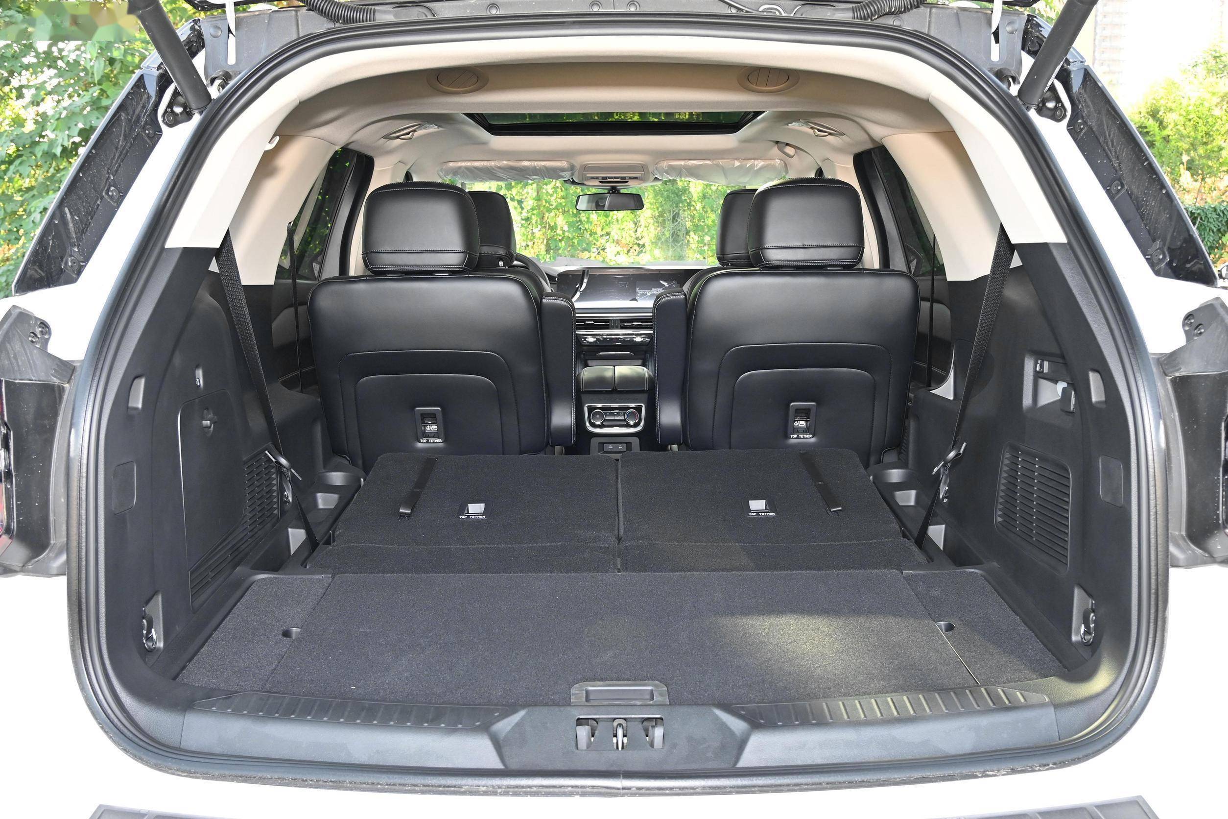 2.3T+10AT，售30.98万起，轴距超3米，福特探险者值不值得购买？_搜狐汽车_搜狐网