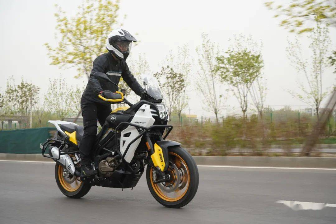 JC君测评：QJMOTOR骁650，摩旅新选择_搜狐汽车_搜狐网