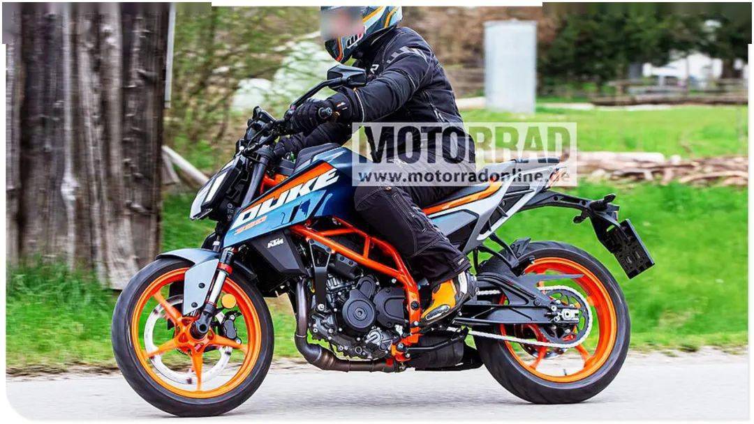 [ KTM ] 重大改款：全新外型、排量加大、后悬挂改侧置！390 DUKE 改款间谍照现身……_搜狐汽车_搜狐网