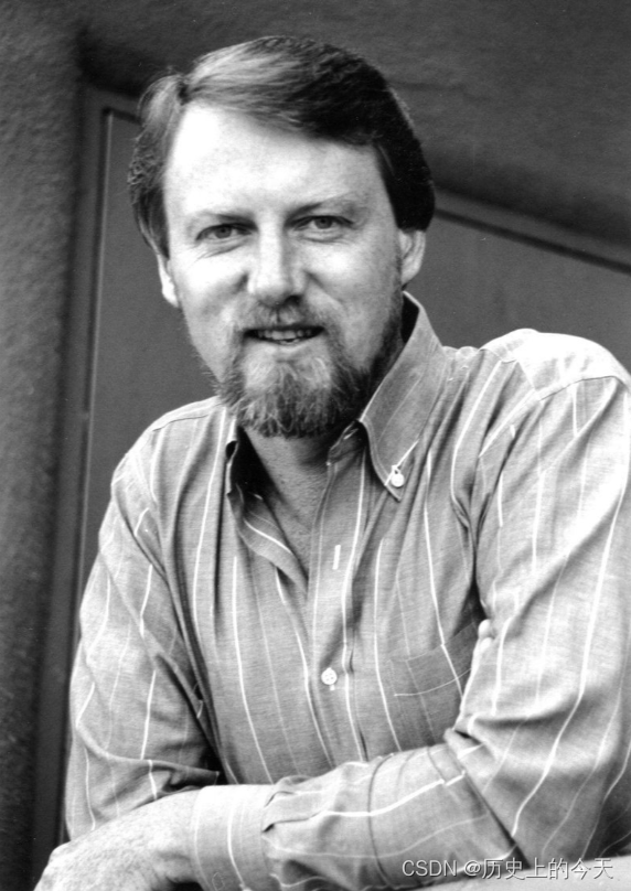 Java 之父诞生 | 历史上的今天_达尔_基尔_处理