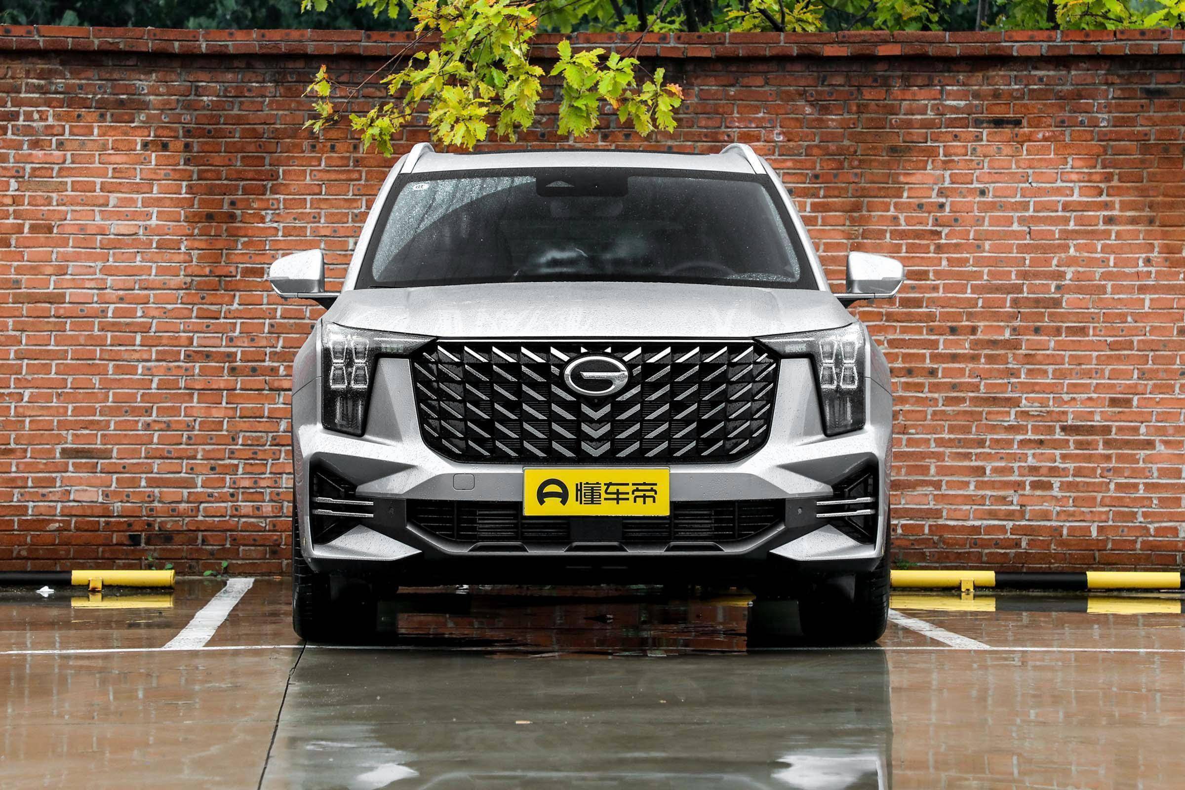 又大又方正，入门就配2.0T+8AT，售18.68万起，带你看广汽传祺GS8_搜狐汽车_搜狐网