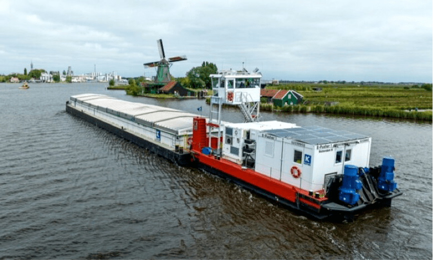 世界首艘零排放电动顶推拖船和驳船投入使用_Cargill_Kotug_能源公司