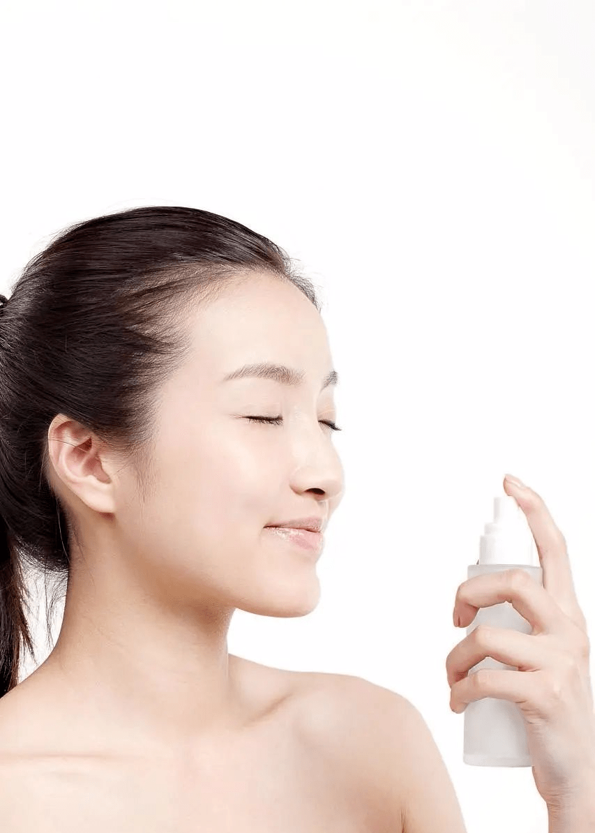 2个小窍门给皮肤补水,做个水嫩女人晚霜葡萄水果