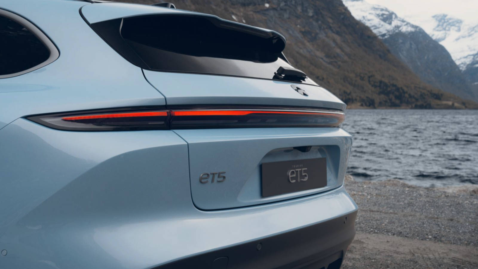 蔚来力破销量低谷频出招：全系降价3万后ET5旅行版上市_搜狐汽车_搜狐网