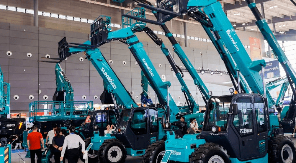 产品参数 | “农牧精灵” SWTH3007伸缩臂叉装车_搜狐汽车_搜狐网