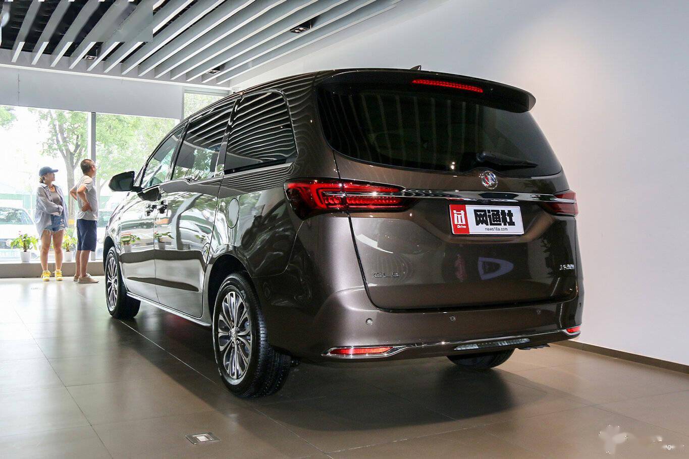 别克GL8家族6月交付10771台 持续领跑MPV市场_搜狐汽车_搜狐网