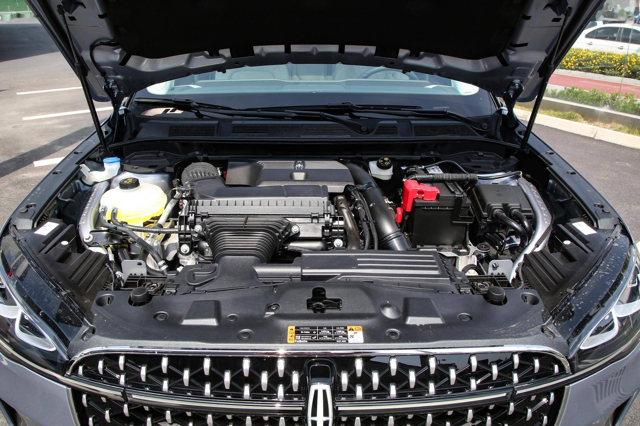 解读林肯冒险家：2.0T+8AT/全系贯穿大屏，售24.58万起，能买吗？_搜狐汽车_搜狐网