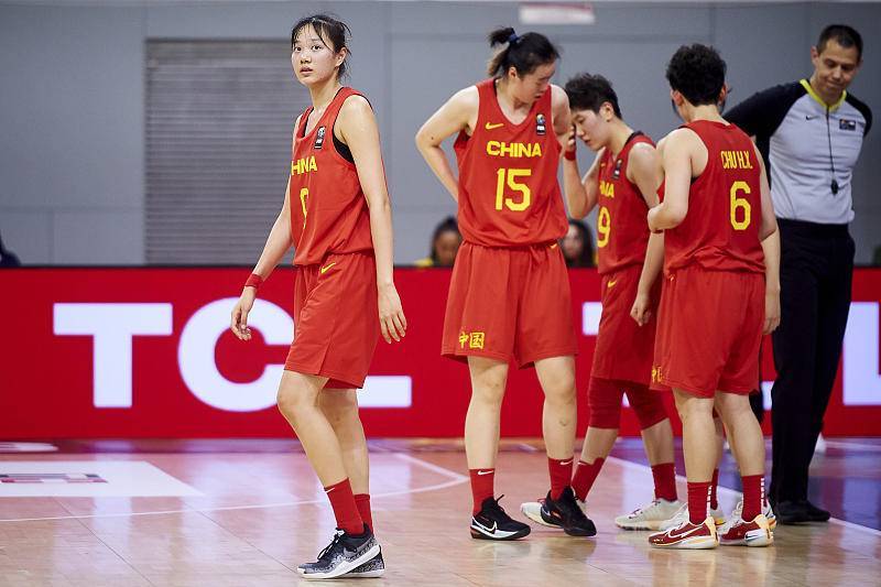 中国成年女篮笑傲亚洲，青年队却连遭“滑铁卢”战绩糟糕_比赛_韩国队_优势