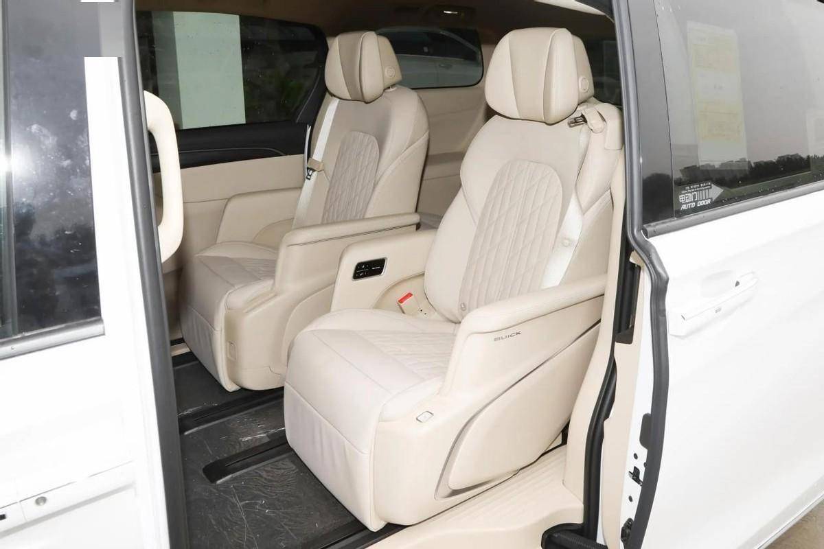 想买体验舒适又安全的MPV，真不用看别克GL8，岚图梦想家要更值！_搜狐汽车_搜狐网