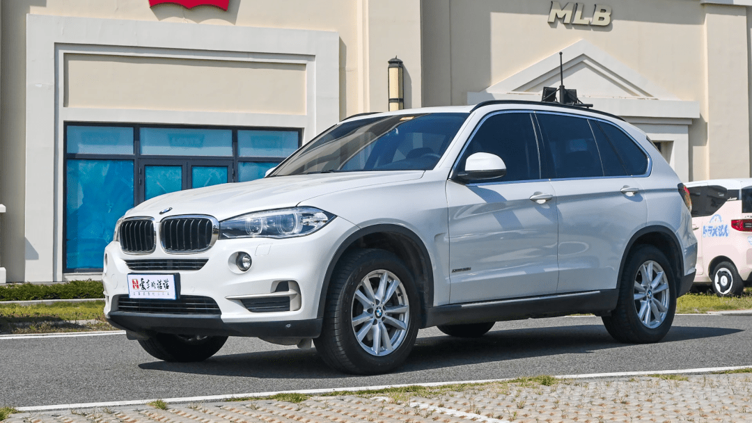 【路试笔记】减少的只有排量、缸数和价格——二手宝马X5 28i_搜狐汽车_搜狐网