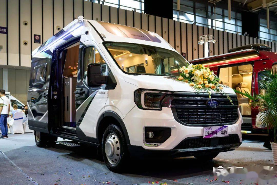 展会第二日：2.3T+8AT的V363来了 卫航福特·黑豹全新布局正式发布!_搜狐汽车_搜狐网