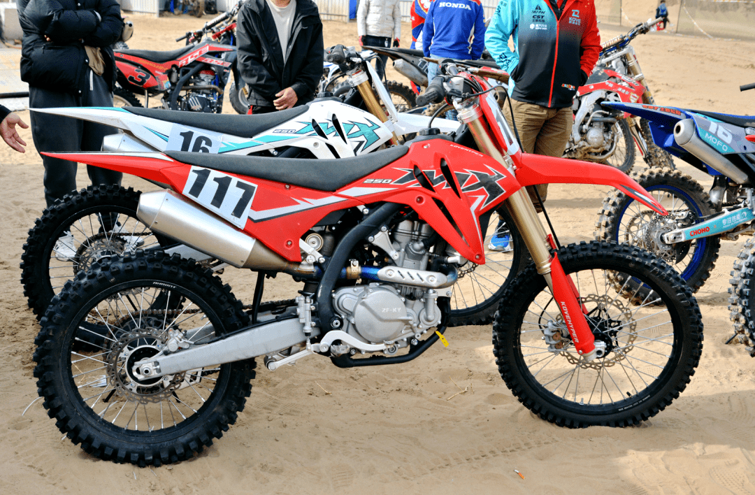 场地越野的新军：凯越 MX250 越野赛车_搜狐汽车_搜狐网