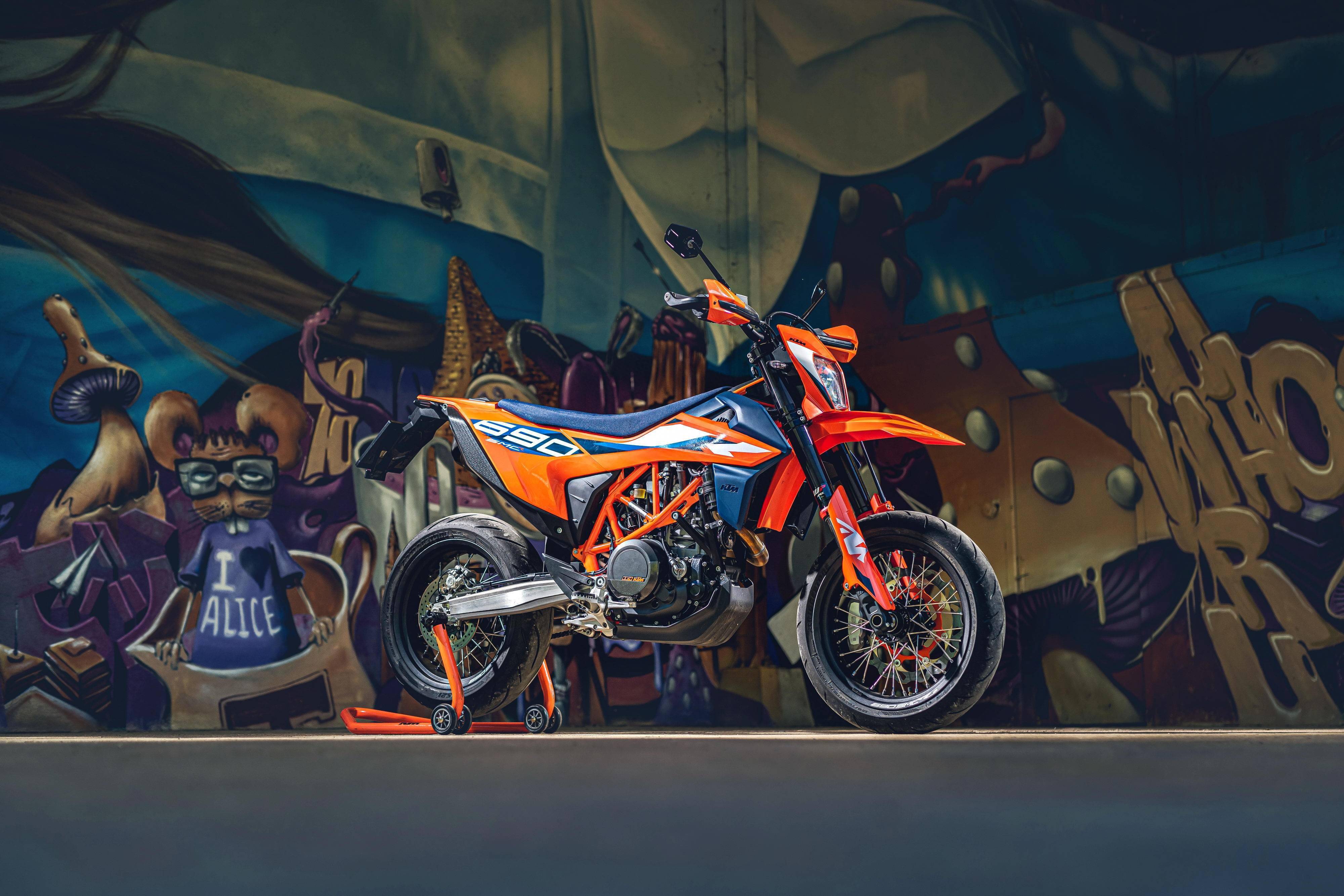 KTM 65 SX 越野赛车、690 系列和 890 SMT 国内上市_搜狐汽车_搜狐网