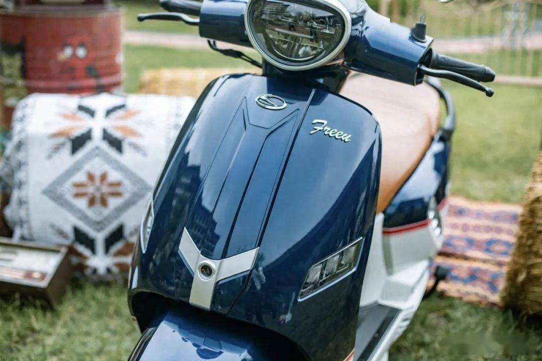 配置拉满的复古踏板，轻骑大韩发布奥罗拉150，售价13980元起_搜狐汽车_搜狐网