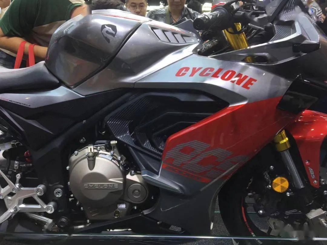 赛科龙，RC680R领街，全新上市！_搜狐汽车_搜狐网