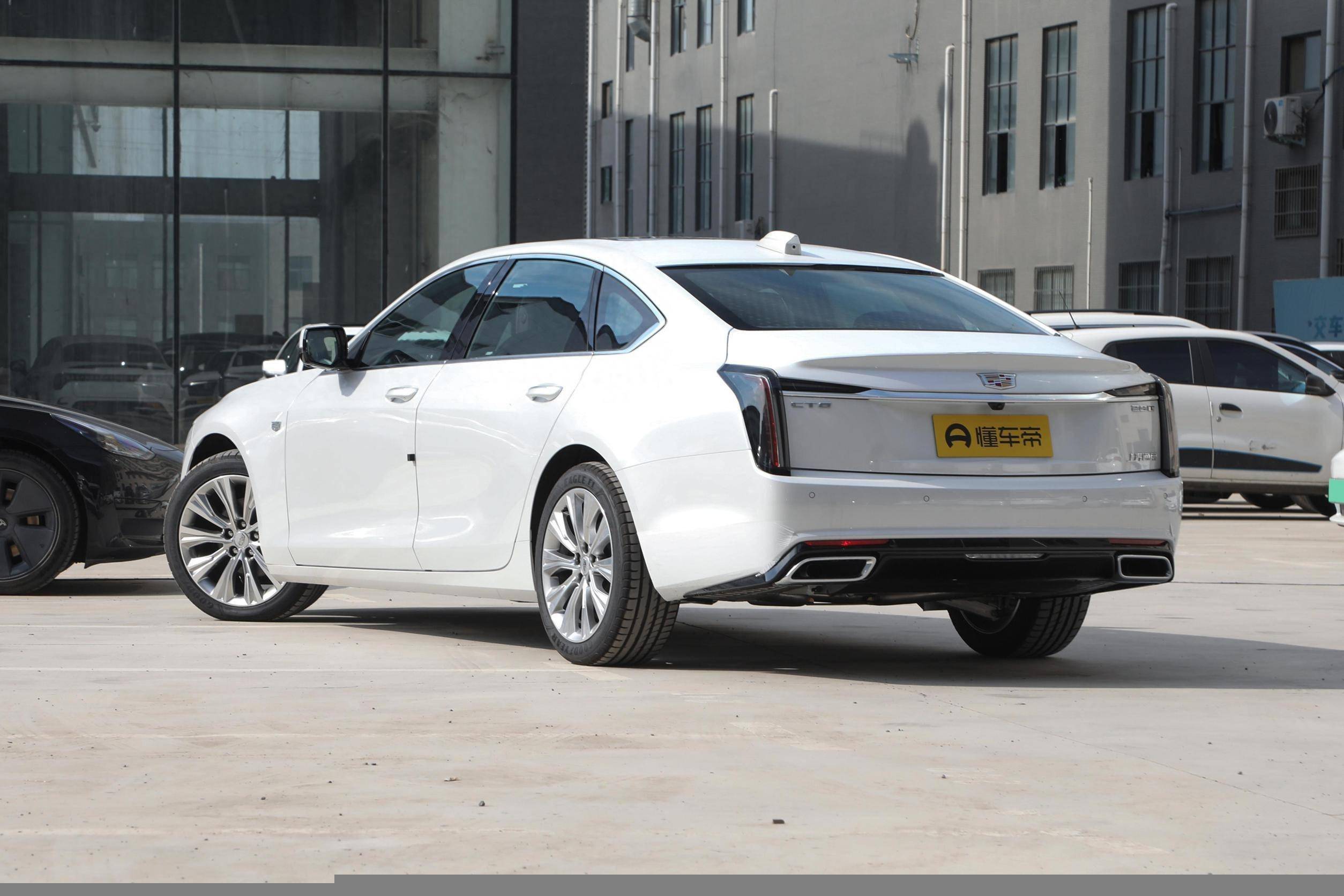 解析凯迪拉克CT6：车长超5米2，2.0T+10AT，值不值得购买？_搜狐汽车_搜狐网