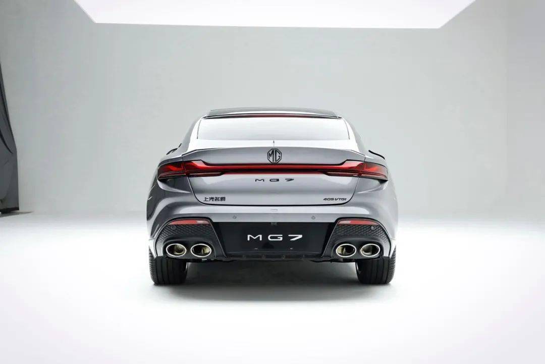 2.0T+9AT，马力261匹，顶配不到17万，这国产轿跑值得买！_搜狐汽车_搜狐网