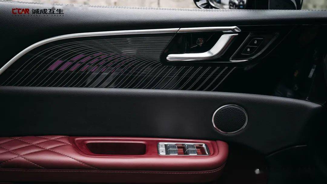 气场不输百万级豪车，30万出头即可拥有！【红旗E-HS9 460km 旗享版 六座】_搜狐汽车_搜狐网