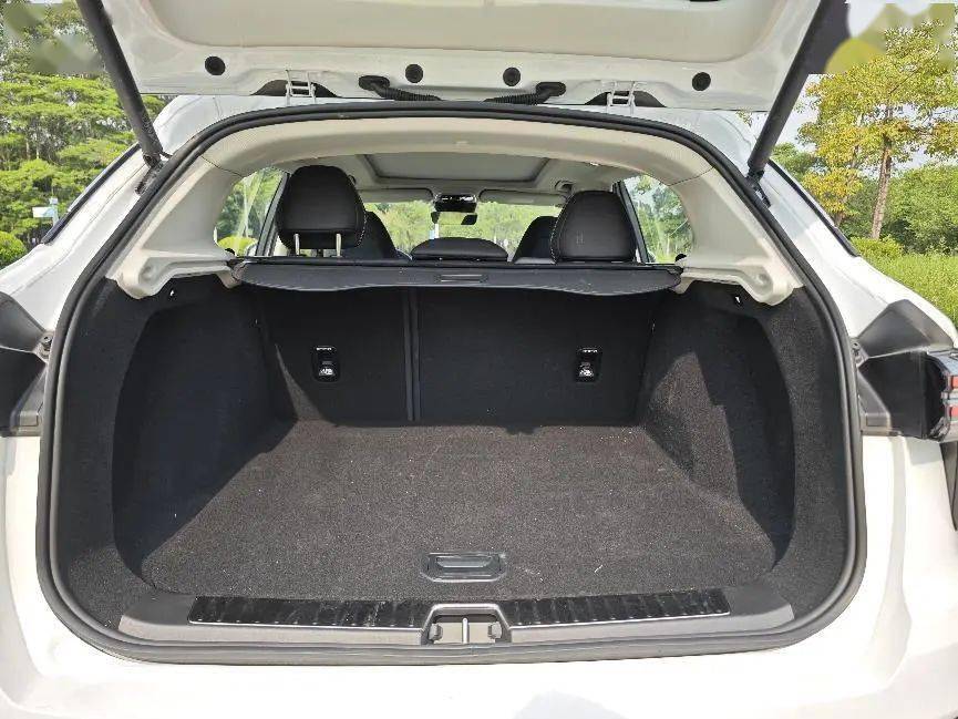 全系2.0T＋爱信8AT，254马力油耗仅6L多？15万燃油SUV看它！_搜狐汽车_搜狐网