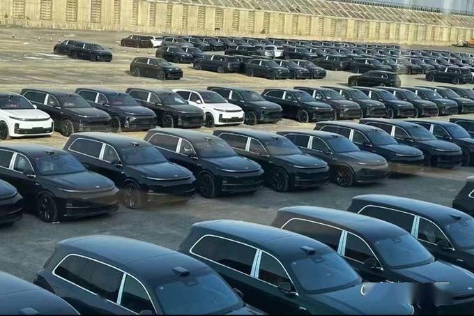 理想L7/L8限时优惠3.6万！比：比亚迪唐DM还便宜_搜狐汽车_搜狐网