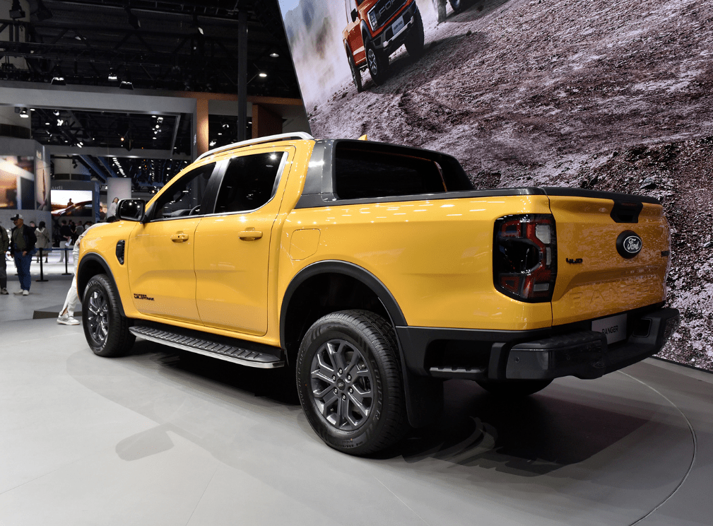 全系2.3T＋8AT，可选四驱、手动，柴油/汽油，14万即可入手！_搜狐汽车_搜狐网